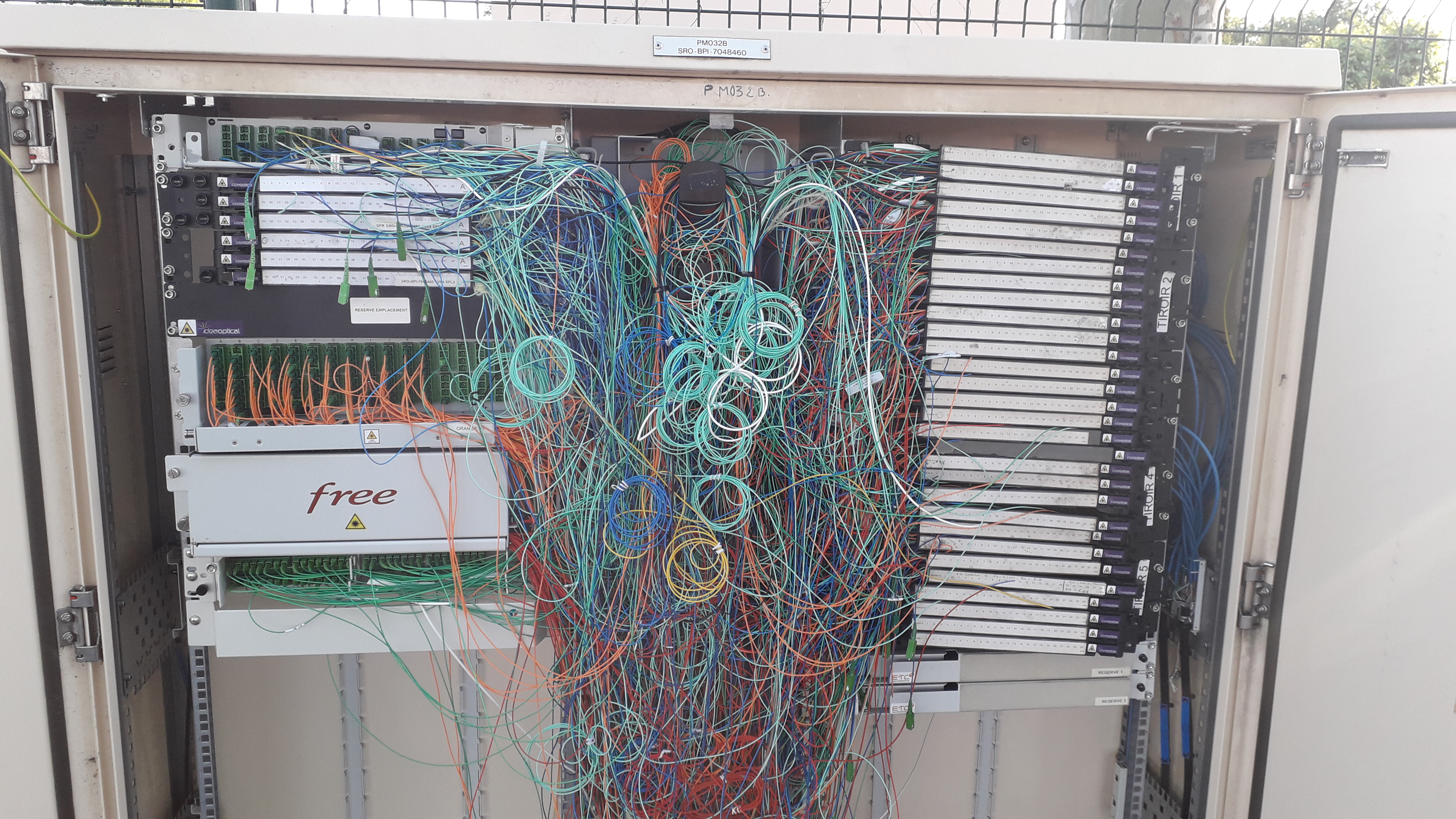 coupure client fibre SFR a répétition dans une arm... - La Communauté SFR